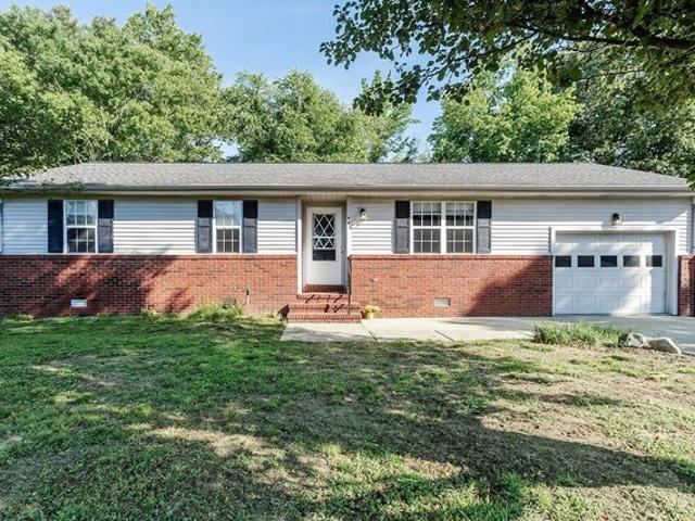 86 Cambridge Dr, Murray, KY 42071