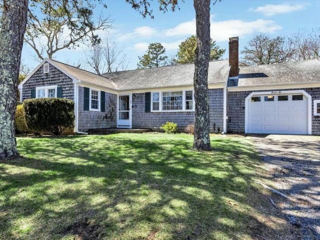 86 Capt Bacon Road, South Yarmouth, MA 02664
