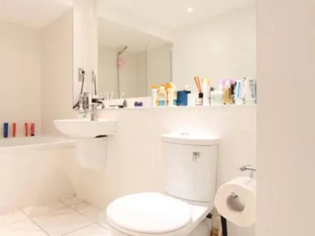 86 Copenhagen Place, London, E14 7DE, United Kingdom | Room for rent #154573653 | Rentberry
