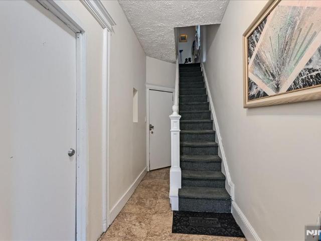 86 Clendenny Avenue