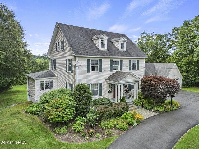 86 Crofut St, Pittsfield, MA 01201