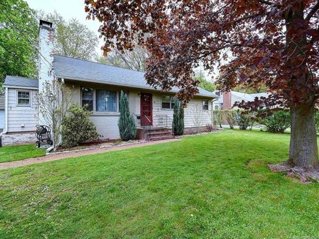 86 E Robbins Ave, Newington, CT 06111