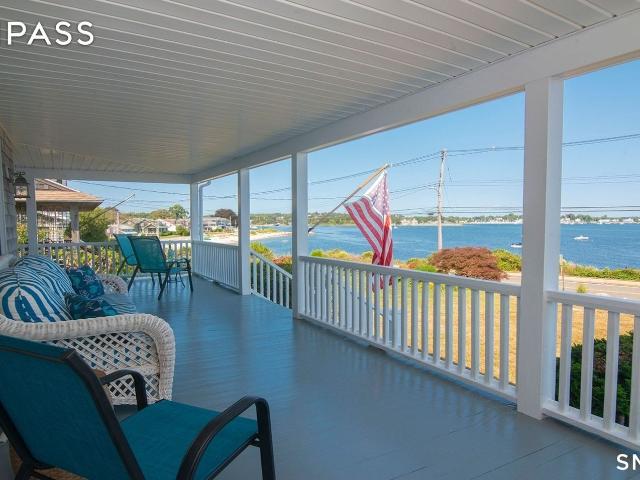86 E Shore Ave, Groton, CT