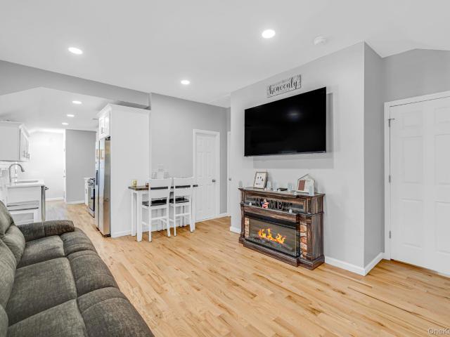 86 Eastview Road