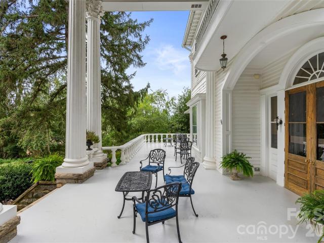 86 Edgemont Road