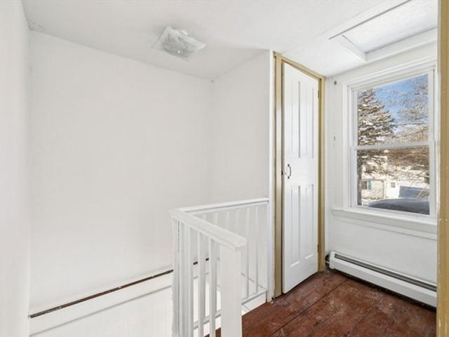 86 Elm St, Swansea, MA 02777