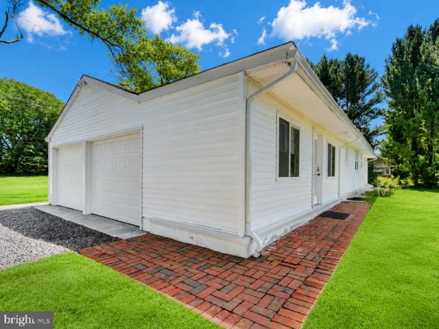 86 Extonville Road