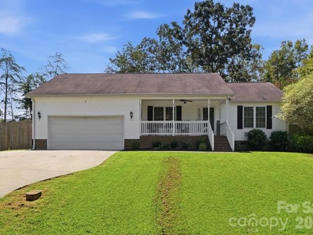 86 Fifth St, York, SC 29745