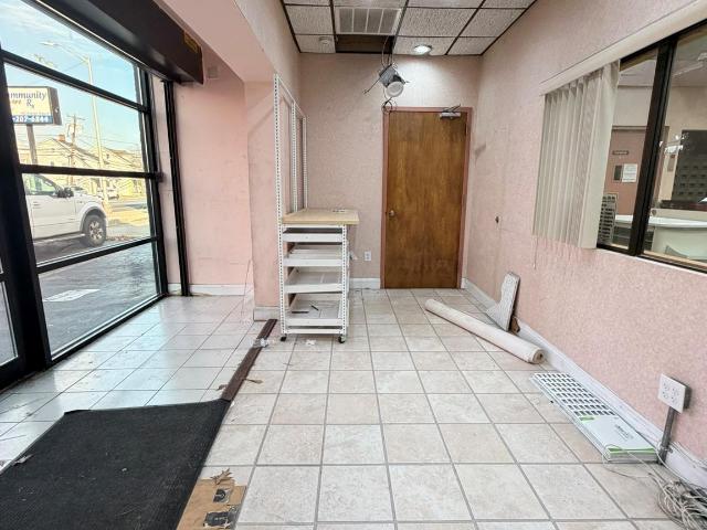 86 Front Street