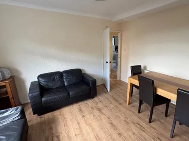 86 Gilmerton Dykes Drive, City of Edinburgh, EH17 8LB, United Kingdom | 2 bed duplex for rent #124830112 | Rentberry