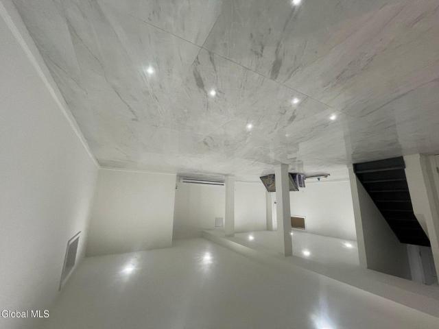 86 Hackett Blvd Boulevard 2 #