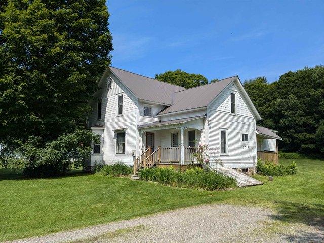 86 Hinesburg Hollow Rd, Huntington, VT 05462