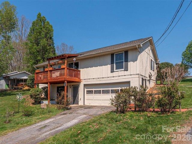 86 Hideaway Ln, Waynesville, NC 28785