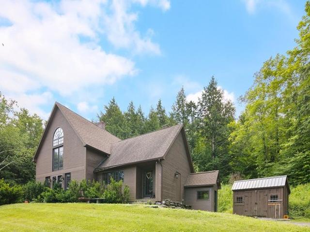 86 High Meadow Rd, Stowe, VT 05672