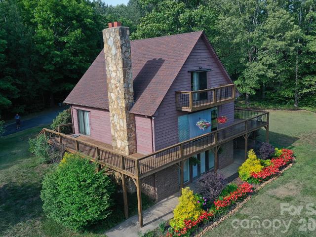86 King Arthurs Court