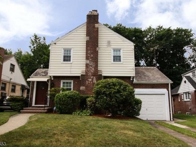 86 Knapp Pl, Englewood, NJ 07631