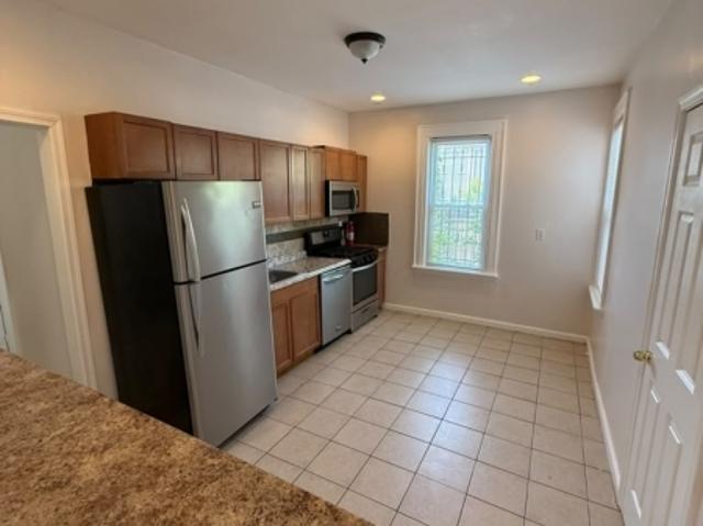 86 Mapes Ave # 1