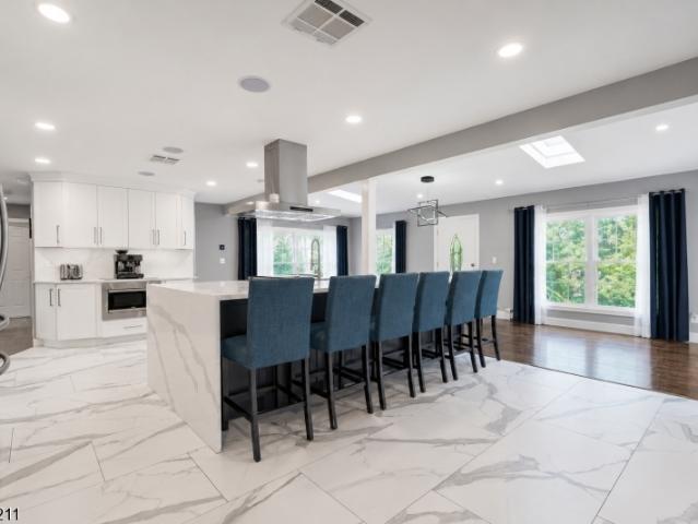 86 Minnisink Rd