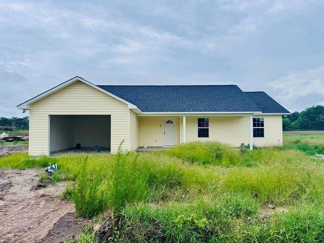 86 Miller Rd, Douglas, GA 31535