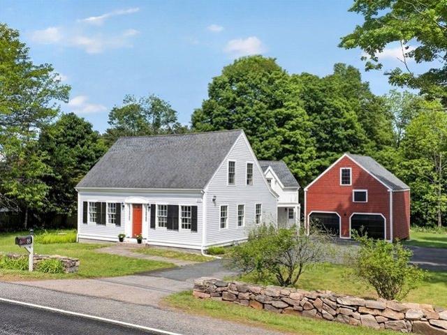 86 N Main St, Sherborn, MA 01770
