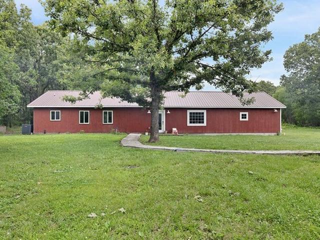 86 N Ranch Rd, Fair Grove, MO 65648