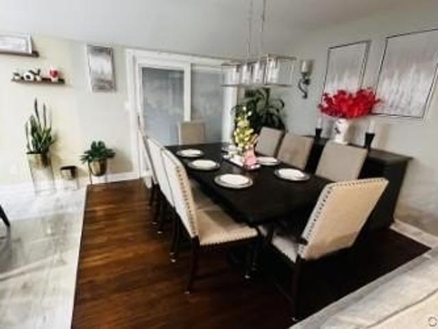 86 New Hwy, Commack, NY 11725