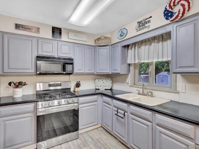 86 Parkview Drive