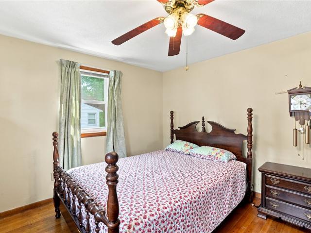 86 Pender Avenue