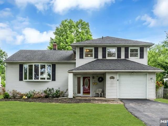 86 Portland Ave, Fanwood, NJ 07023