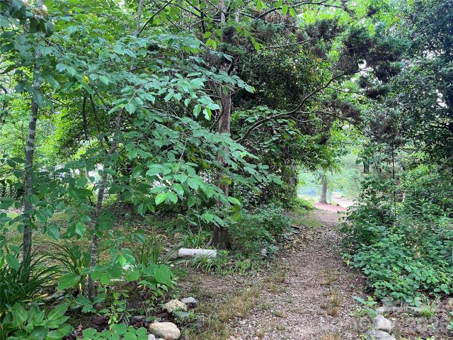 86 R and R Hyder Ln, Hendersonville, NC 28792 | MLS #4343