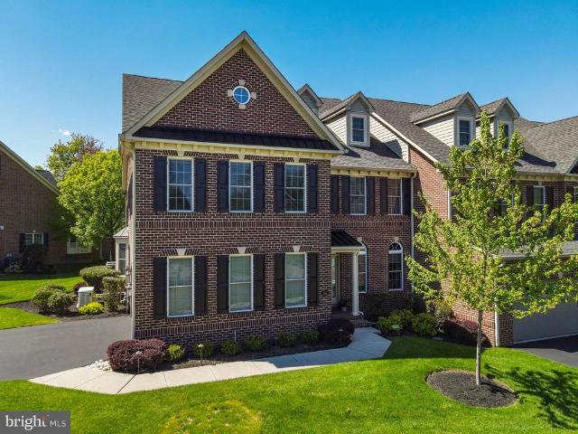 86 Rittenhouse Circle