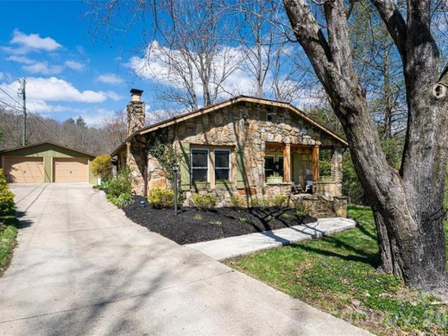 86 Rolling Hills Rd, Canton, NC 28716