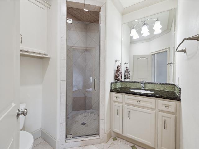 86 S Creekside Ct, Houston, TX 77055 | MLS #55542