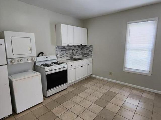 86 Sanford Ave #2, Bridgeport, CT 06604