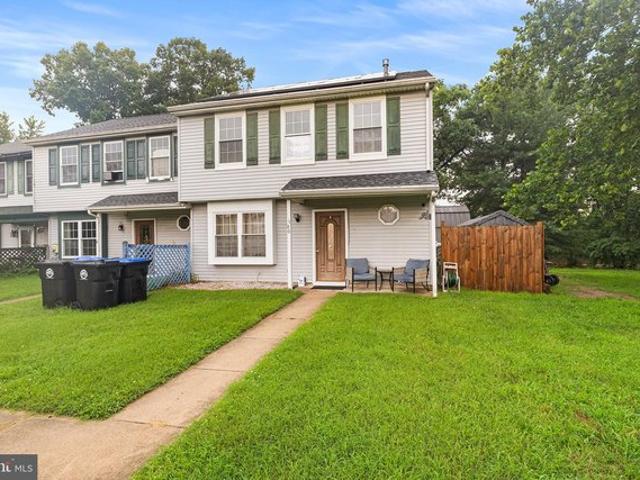 86 Shoreline Dr, Atco, NJ 08004
