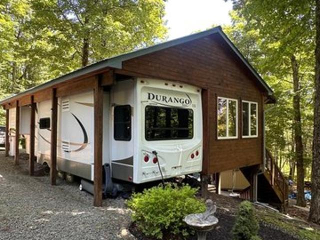 86 Spruce Ln, Equinunk, PA 18417