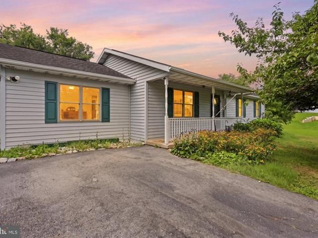 86 Spur Rd, Martinsburg, WV 25404