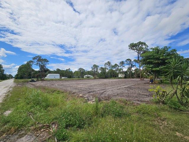 86th St N, Loxahatchee, FL 33470