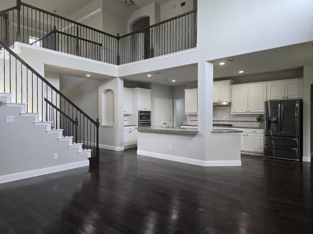 8704 Mccutchins Drive