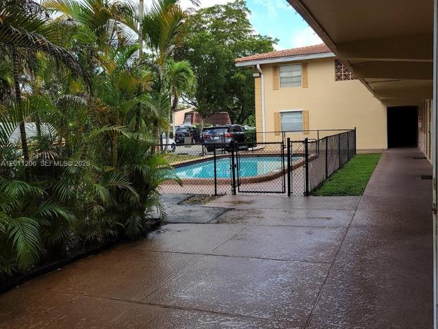8704 NW 35th St, Unit 105, Coral Springs, FL 33065 | MLS #A12011