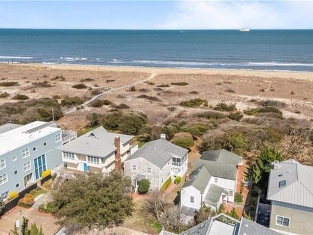 8704 Ocean Front Ave Unit A, Virginia Beach, VA 23451