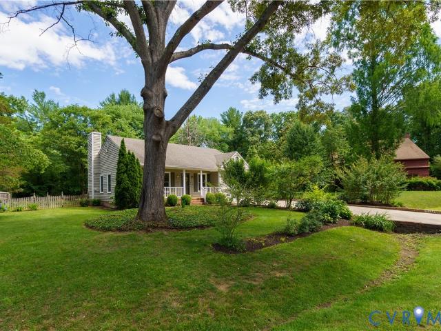 8704 Eagle Run Court