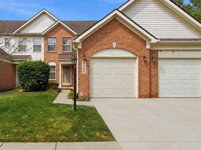 8704 Hardwood Dr, Van Buren Township, MI 48111