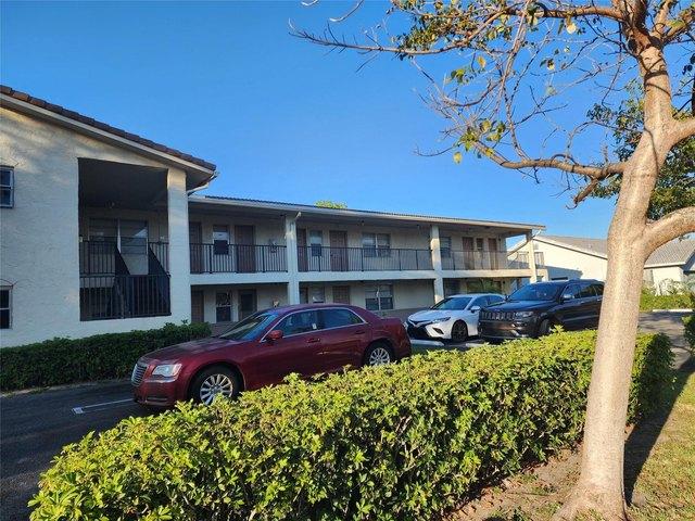 8705 NW 38th Dr Apt 7B, Coral Springs, FL 33065