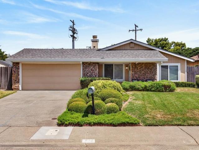 8705 Brigham Way, Sacramento, CA 95826