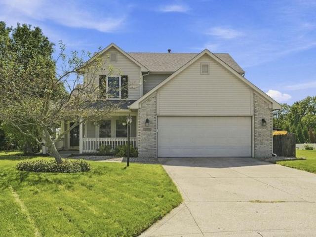 8705 Goshawk Ln, Fort Wayne, IN 46825