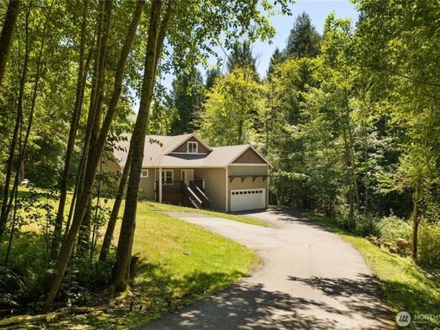 8706 Long Lake Rd SE, Port Orchard, WA 98367