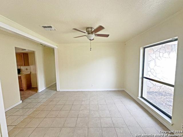 8707 Glen Bluff