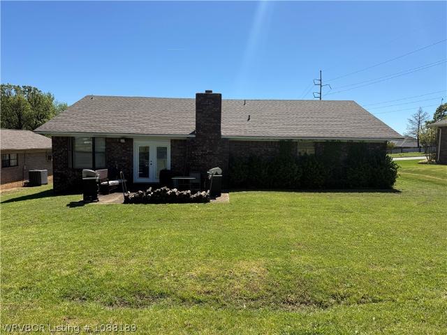 8707 Lee Circle