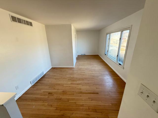 8707 W Petersik St